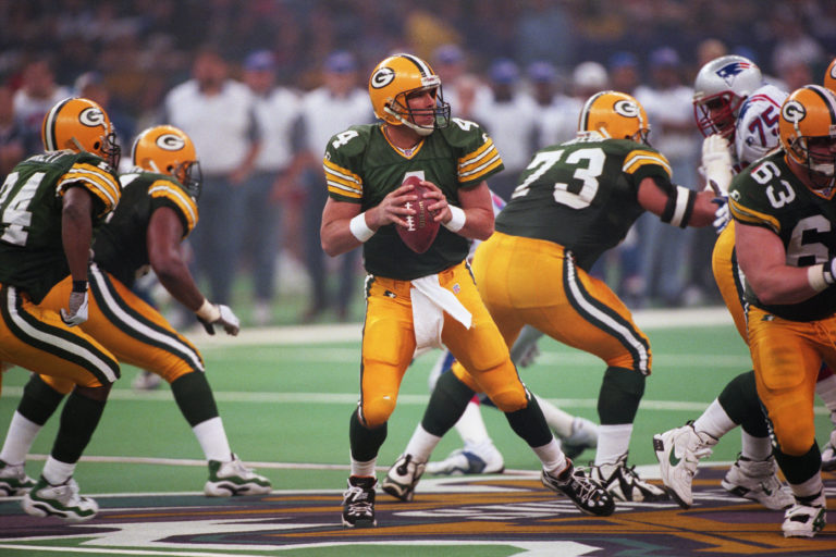 All 32 NFL Franchises: The Greatest Player Ever From Each Team - New Arena