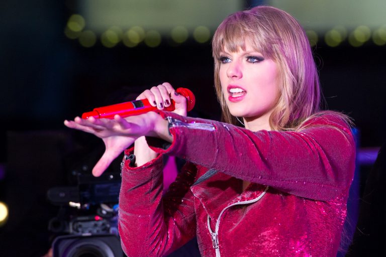 Most Overrated Singers: Top 25 List