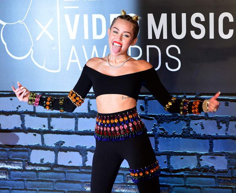 Most Overrated Singers: Top 25 List