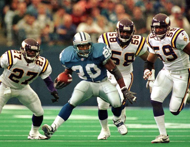 RANKED: The 25 Greatest Running Backs of All-Time - New Arena