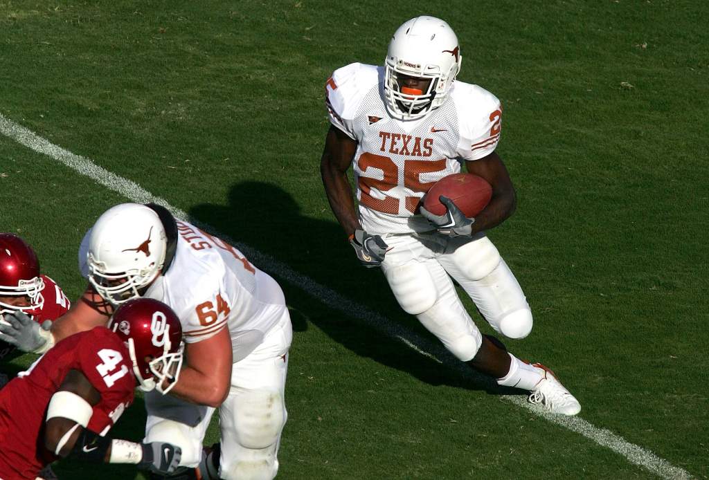 The 30 Greatest Texas Longhorns Football Players Of All-Time - New Arena