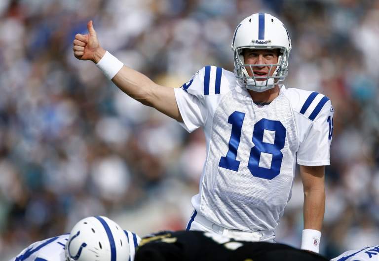 All 32 NFL Franchises: The Greatest Player Ever From Each Team - New Arena