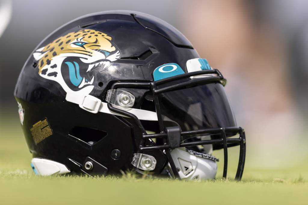 Every NFL Helmet, Ranked from Worst to Best - New Arena