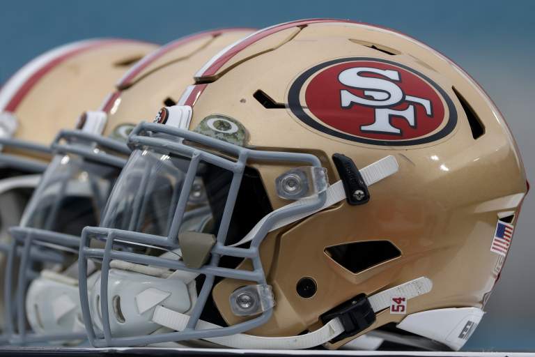 Ranking All 32 NFL Helmets From Worst To Best - New Arena