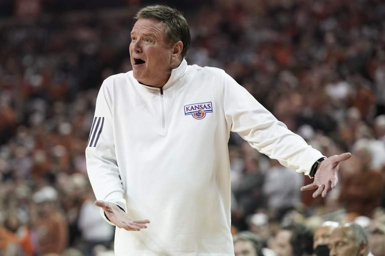 RANKED: The 25 Greatest Men’s College Basketball Coaches Of All-Time ...
