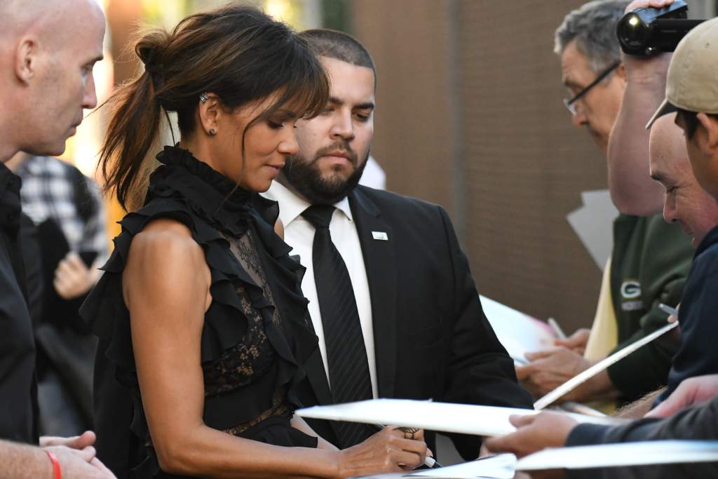 Hollywood’s Most Expensive Bodyguards – New Arena