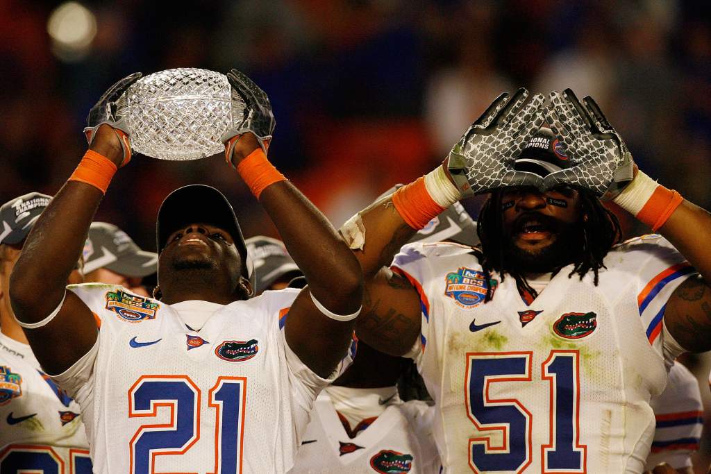 The 25 Best College Football Teams of All-Time, Ranked - New Arena