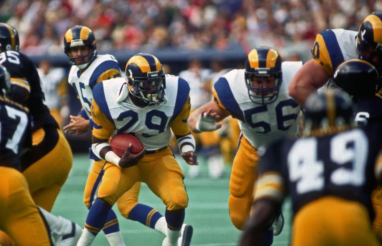 The 25 Greatest Running Backs in NFL History, Ranked - New Arena