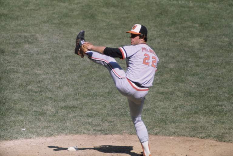 RANKED: The 25 Greatest Starting Pitchers In MLB History - New Arena