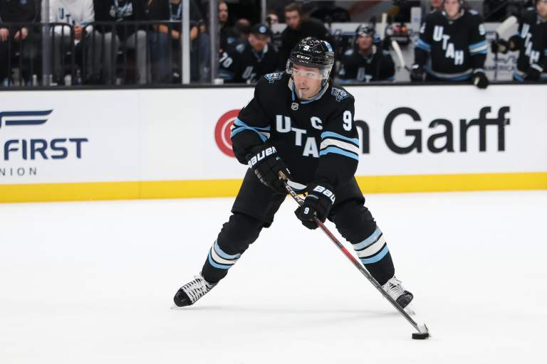 Utah Hockey Club Wins Inaugural Game - New Arena